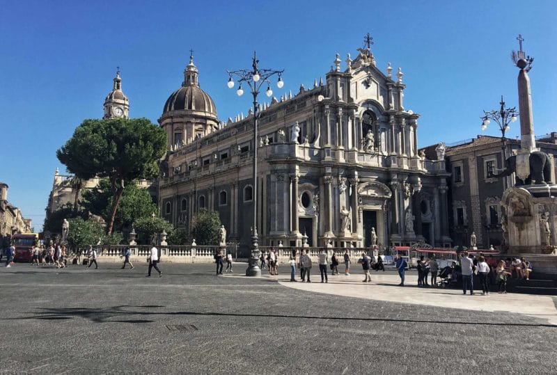 Renting A Car In Catania: 8 Best Things To Know