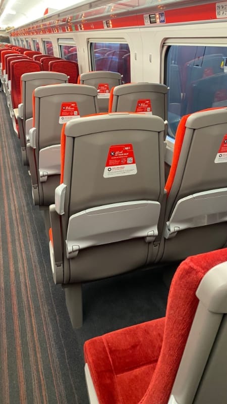 The Best Train From London To Edinburgh: 3 Great Options